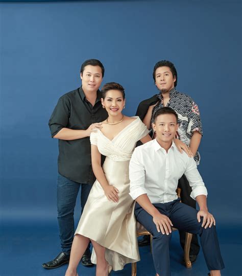 ม ล ขวัญทิพย์ เทวกุล มาสเตอร์เชฟสายขรึมกับ 3 หนุ่มสายเฟี้ยว