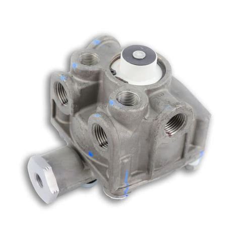 Bendix R 14® 4 Psi Air Brake Relay Valve 065430 Fleetpride