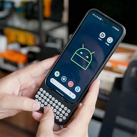 Clicks Keyboard Coming Soon To Android Smartphones Brings Back Physical Keypad Techeblog