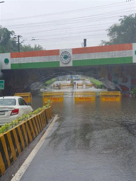 Waterlogging Across Delhi As Heavy Rain Pounds National Capital Delhi News The Indian Express