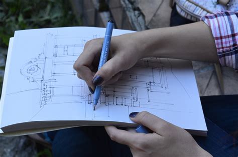 Figure Draft Sketch Process Drawing Free Image From