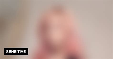 Helly Von Valentine Aka Disharmonica Gag