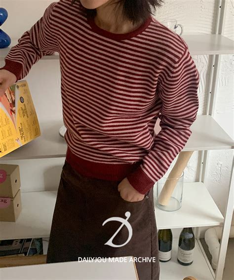데일리쥬 카피주의3만장판매made 시모네 워셔블 스트라이프 니트 라운드넥브이넥봄신상