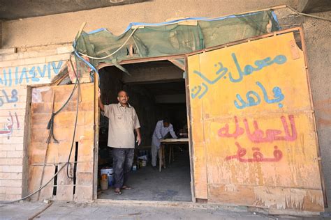 mujahed from iraq reopened his workshop thanks to caritas czech republic