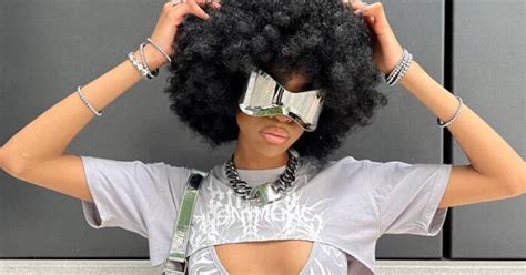 28 Stunning Natural Afro Curly Hairstyles For Black Women