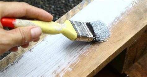 Cara Betul Cat Kayu Kalau Nak Cantik And Tahan Lama