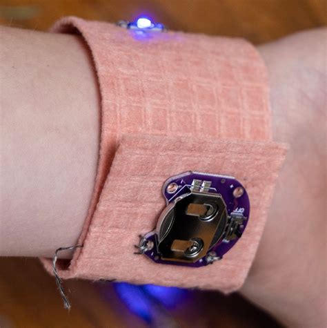 Sewable Circuit Battery Holder