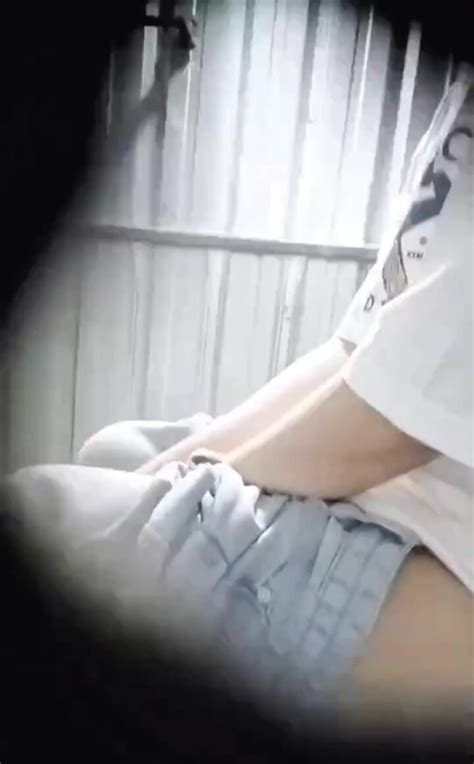 Thai Pissing 30 日本語で