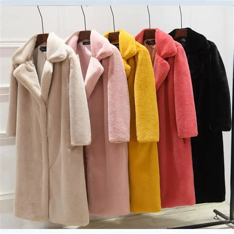 새로운 고품질 겨울 파카 대형 모피 롱 코트 및 재킷 여성용 느슨하고 따뜻한 밍크 플러시 테디 패션인조 퍼