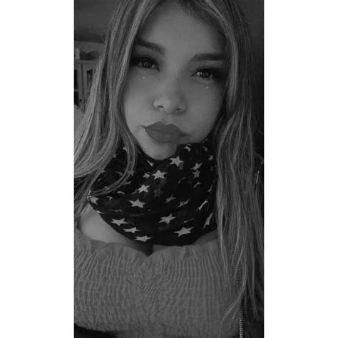 Karla Fv Karlavaldes 01 On Threads