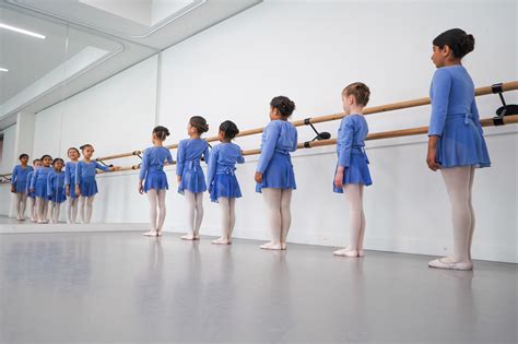 In Pictures Inside A British Muslim Ballet School Middle East Eye