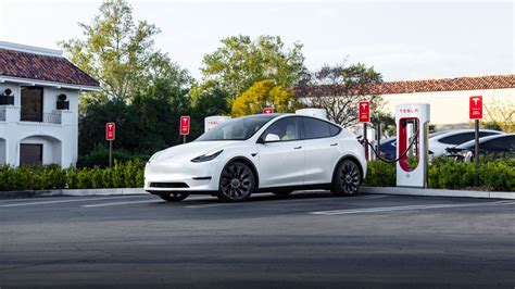 Teslas Supercharger Congestion Fee Lands Just In Time For The Holidays