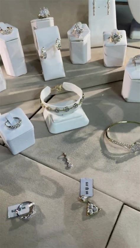 Gemporia This Has To Be Seen To Be Believed David Troth And I Are Soooo Excited 😆 By