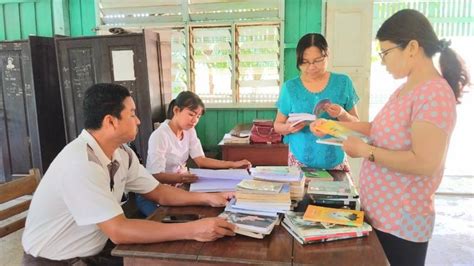 ဂွမြို့နယ်တွင် စာဖတ်ရှိန်မြှင့်တင်ရေးအတွက် Mobile Library စနစ်ဖြင့် စာအုပ်စာစောင်များ အခမဲ့ င