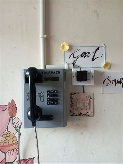 Babe STD Phone Service At Piece Coin Payphone In Gwalior ID