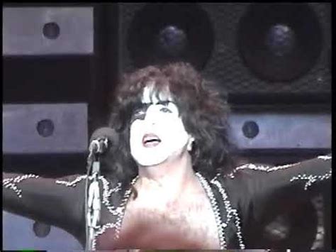Kiss Mansfield Ma 6 12 00 Youtube
