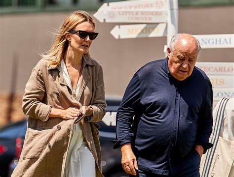 Richard Gere Podría Ser Vecino De Marta Ortega En Uno De Los Pueblos