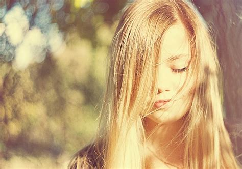 Фото Девушка с русыми волосами