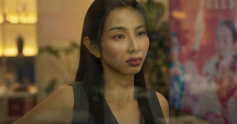 Showbiz Beat Audiences Call For A Boycott Of Miss Thuy Tien After