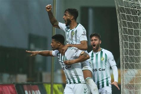 Vídeo Quatro Golos No Vit Setúbal Santa Clara Visão De Mercado