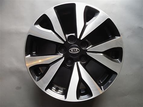 Kia Rondo 17 Inch Original Rims Sold Tirehaus New And Used Tires
