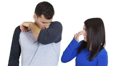 “땀에 찌들었는데 샤워도 안 하고 ‘성관계하자는 남친 때문에 있던 성욕도 떨어집니다” 인사이트