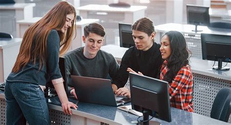 Pelajari Jurusan Tkj Definisi Materi And Peluang Karir