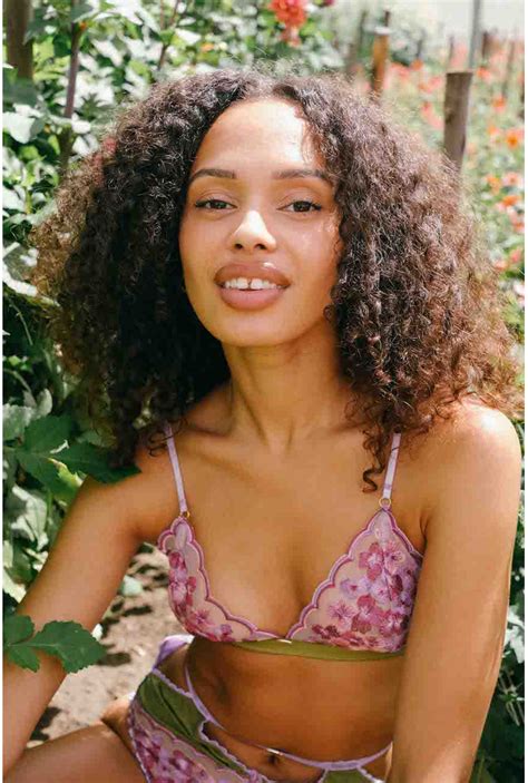 Juniper Lace Triangle Bralette Lace Lingerie Nette Rose