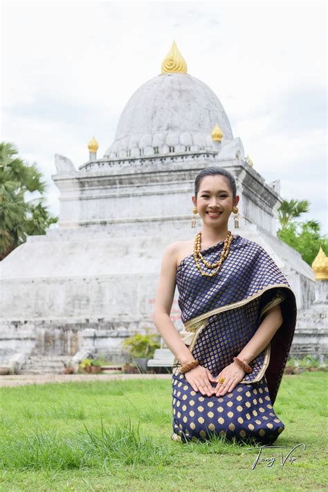 Teng ນາງສັງຂານ ຫລວງພຣະບາງ 2025 ນາງ ສຸກລາວັນ ອິນສີຊຽງໃໝ່ ມາທ່ຽວຊົມ ວັດວິຊຸນນະຣາຊ ນະຄອນ