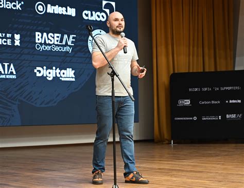 УНСС Третото издание на Bsides Sofia събра 10 лектори и над 300 фенове