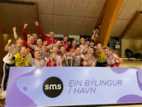 Molakaffi Óvæntir Meistarar í Færeyjum Atli Steinn Dómarar