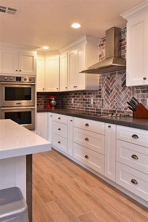 24 Dazzling Brick Backsplash For Every Kitchen