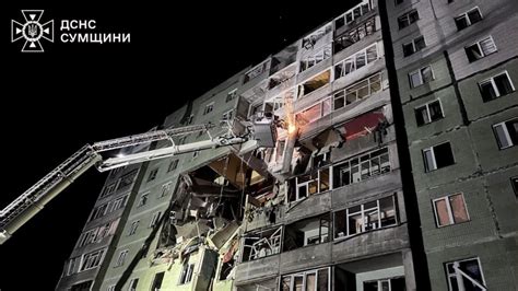 Україна зазнала повітряної атаки із застосуванням ракет і дронів