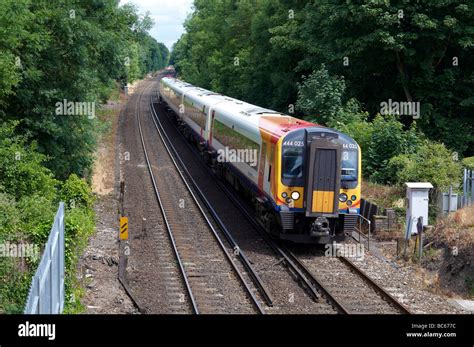 Swt South West Trains Class 444 Electric Unit Near Winchester O The