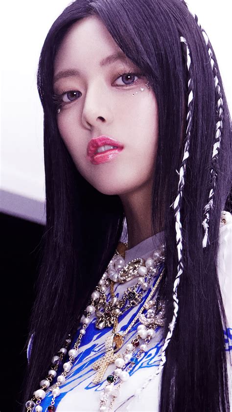 Yuna ITZY KILL MY DOUBT 4K 2631l Wallpaper PC Desktop