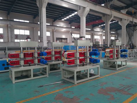 자동으로 원뿔 나사 Pvc 도관 압출 라인 의 고품질 자동으로 원뿔 나사 Pvc 도관 압출 라인