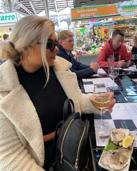 Be Enme Yorum Instagram Da Izzy Nicholls Isabelnichollsnall