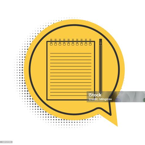 흰색 배경에 분리 된 지우개 아이콘이있는 검은 색 빈 노트북과 연필 노란색 음성 버블 기호입니다 벡터 0명에 대한 스톡 벡터 아트 및 기타 이미지 Istock