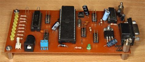 Perangkat Pengembangan Mikrokontroler Atmega Elektrologi