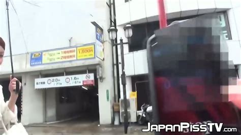 Japanese Young Lady Needs To Pee And The Cameraman Teases Her Eporner