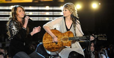 Remember Taylor Swift And Miley Cyrus Grammy Duet