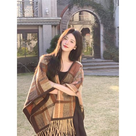 Selendang Kotak Kotak Gaya Milad Untuk Wanita 2025 Versi Korea Baharu Selendang Cape Rumbai