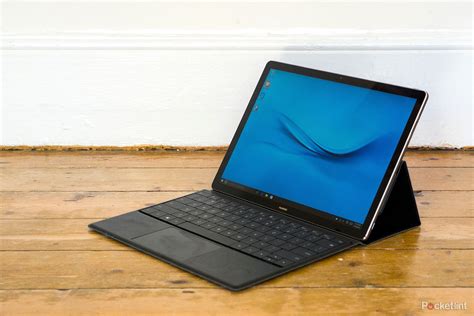 Lenovo Yoga Book Review A Keyless Laptop From The Future That S