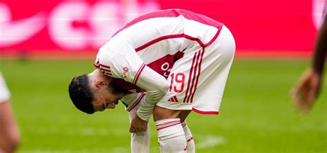 ვან დერ მეიდე სირცხვილია რომ აიაქსმა მიქაუტაძისნაირი ფეხბურთელი დაიმატა