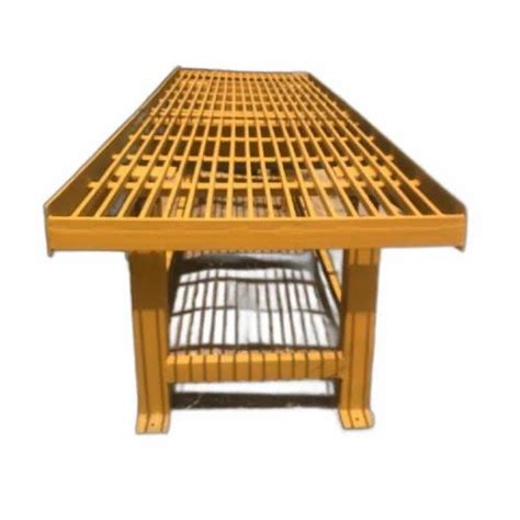 Interlocking Vibrator Machine Table At Best Price In Hosur