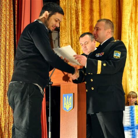 Українські військові моряки привітали волонтерів з Днем Збройних Сил України та Всесвітнім днем