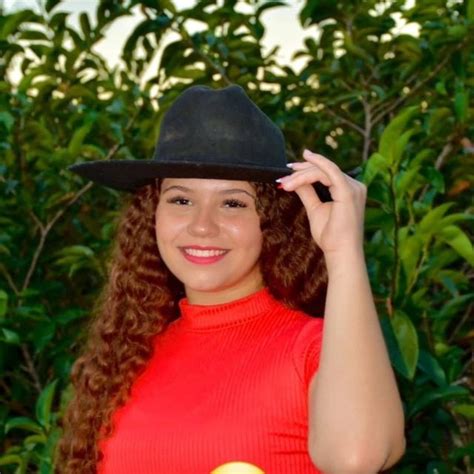 Julia Depieri Juliadepierii Threads Say More