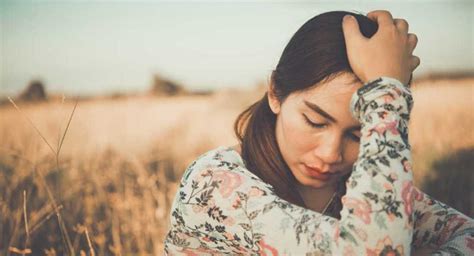 ဆက်ပြီးဖက်တွယ်မနေသင့်တော့တဲ့ Relationship အမျိုးအစားများ Mystyle Myanmar