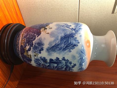 始信第一峰青花斗彩珍藏瓷 张松茂斗彩灯笼瓶 知乎