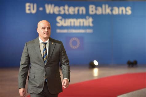 Прес конференција на премиерот Ковачевски во Брисел Независен Весник